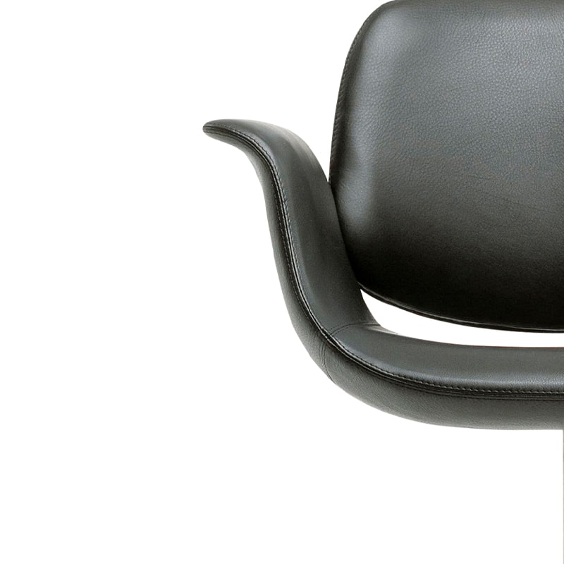 Flamingo Chair | Fredericia at Olson & Baker
